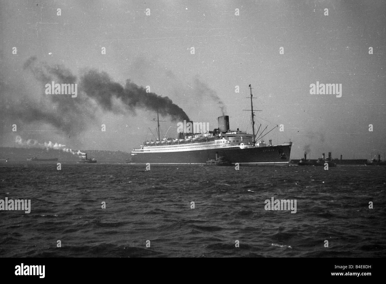 Steam liner hi-res stock photography and images - Alamy