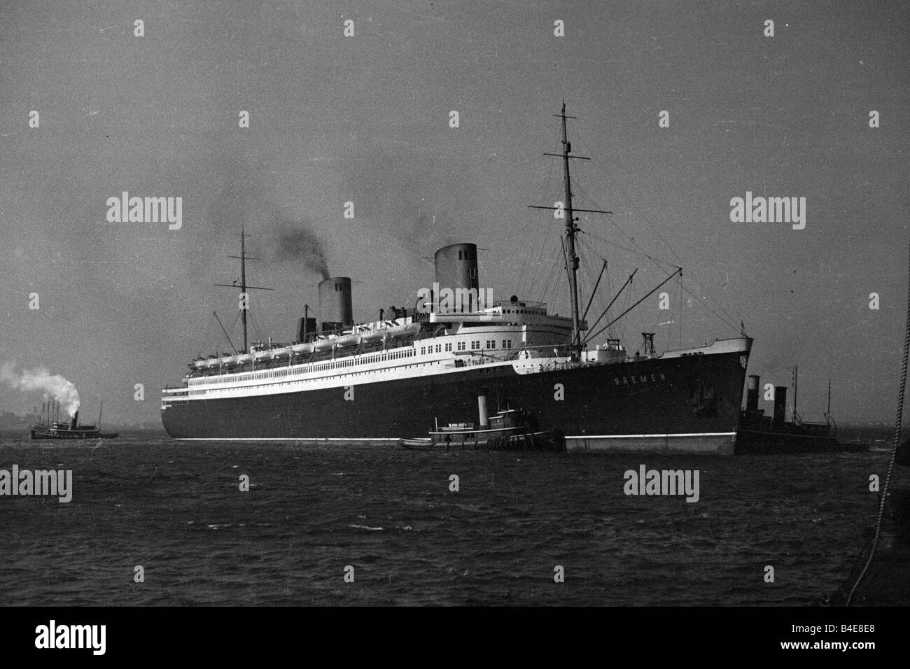 Steam liner hi-res stock photography and images - Alamy