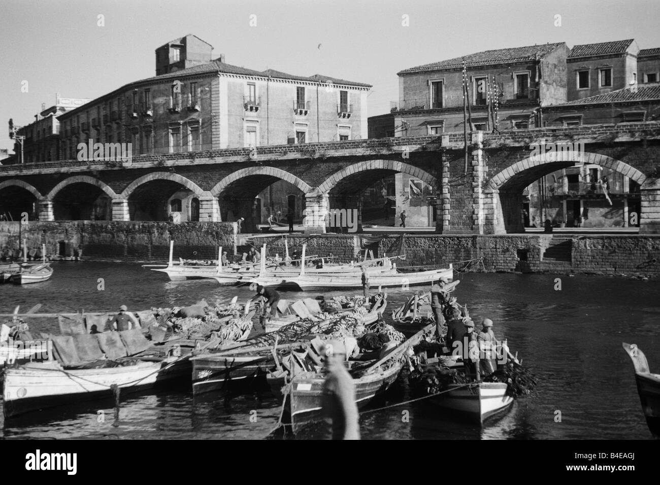 Sicily 1930 hi-res stock photography and images - Alamy