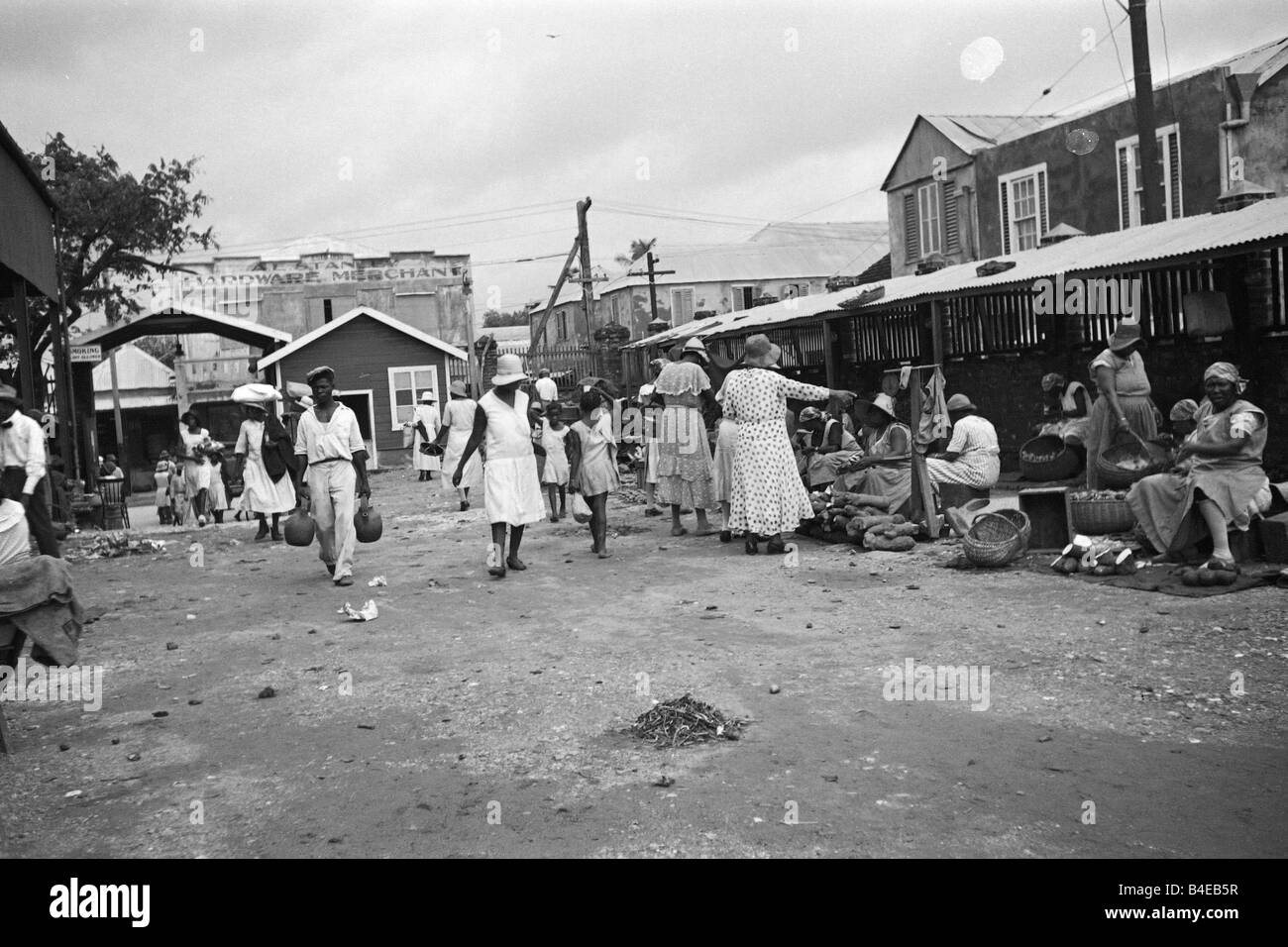 Jamaica kingston street scene hi-res stock photography and images - Alamy