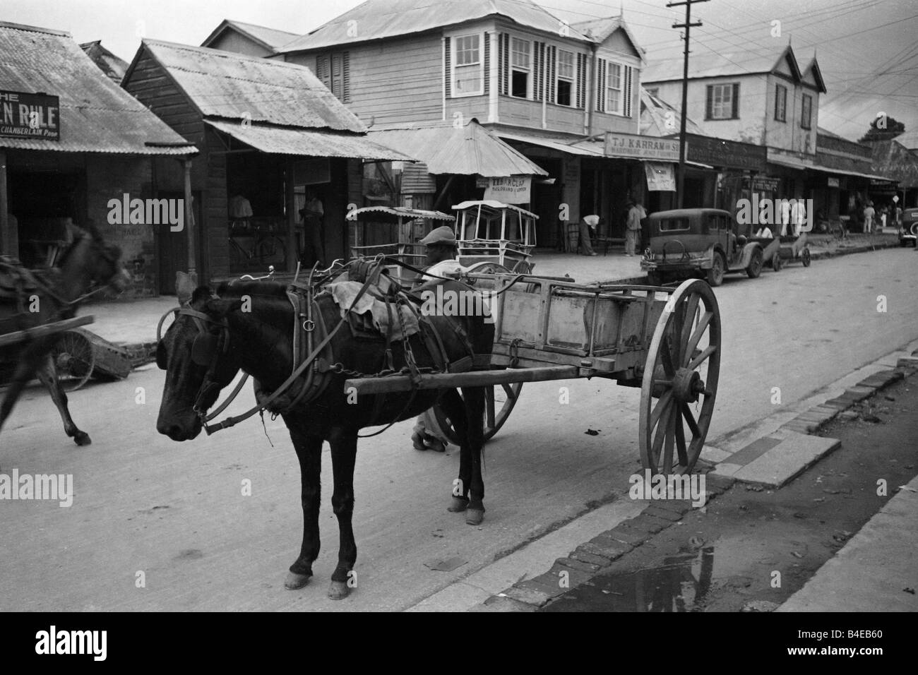 Jamaica kingston street scene hi-res stock photography and images - Alamy