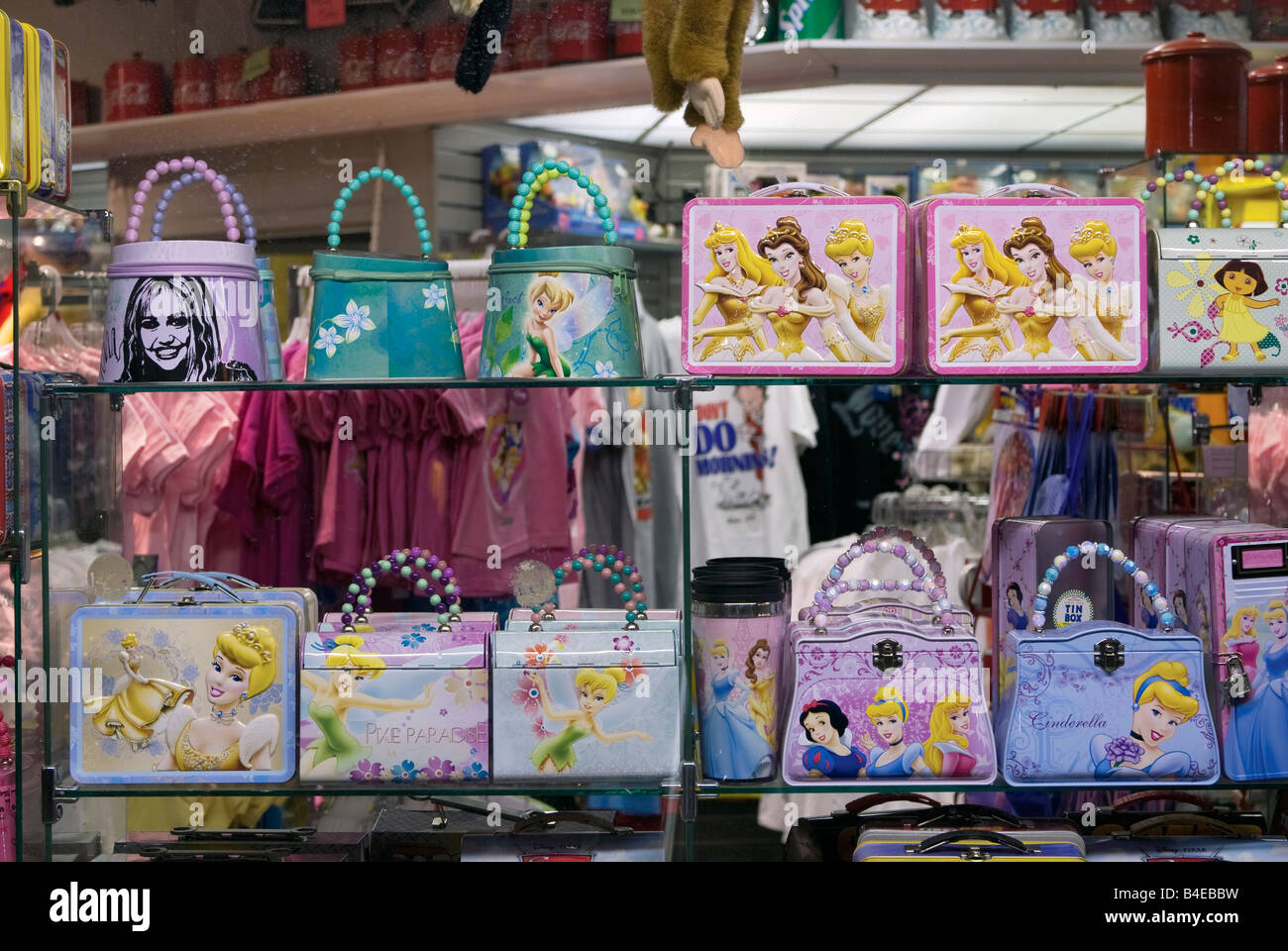 Shop window at night in Reno Nevada USA Stock Photo - Alamy