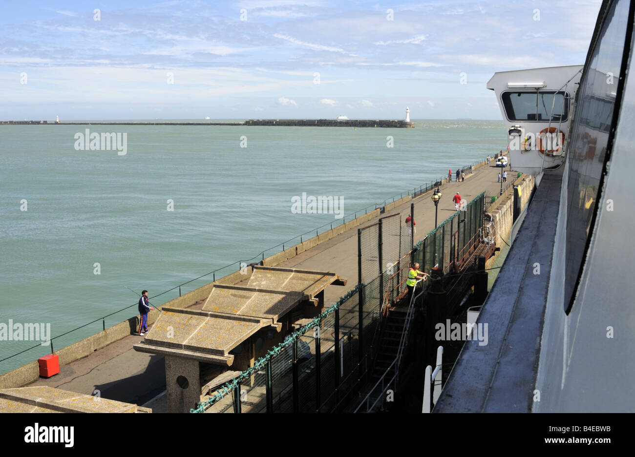 Departing dover hi-res stock photography and images - Alamy