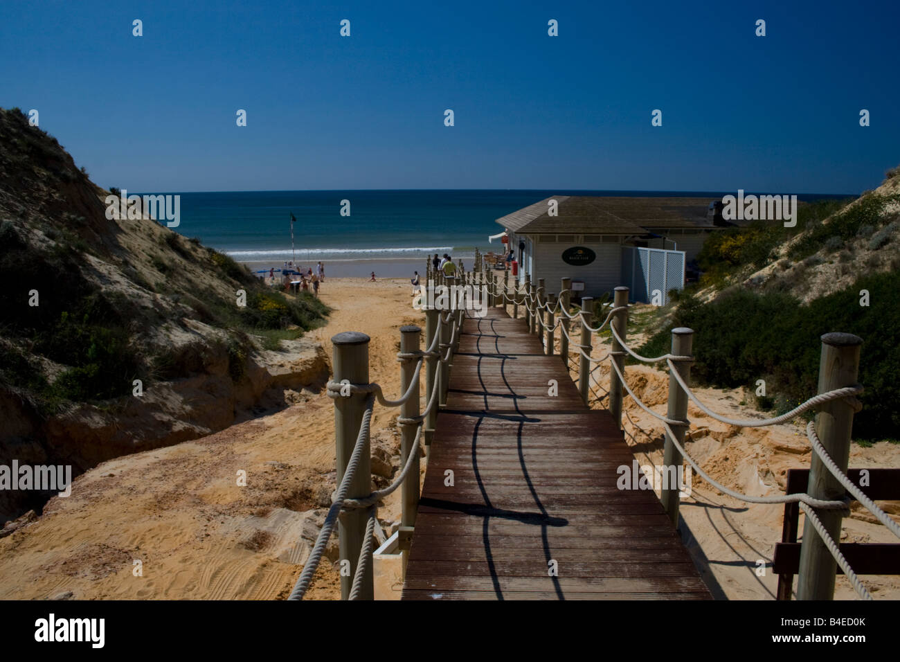 Resteraunt on the beach in portugal Stock Photo - Alamy