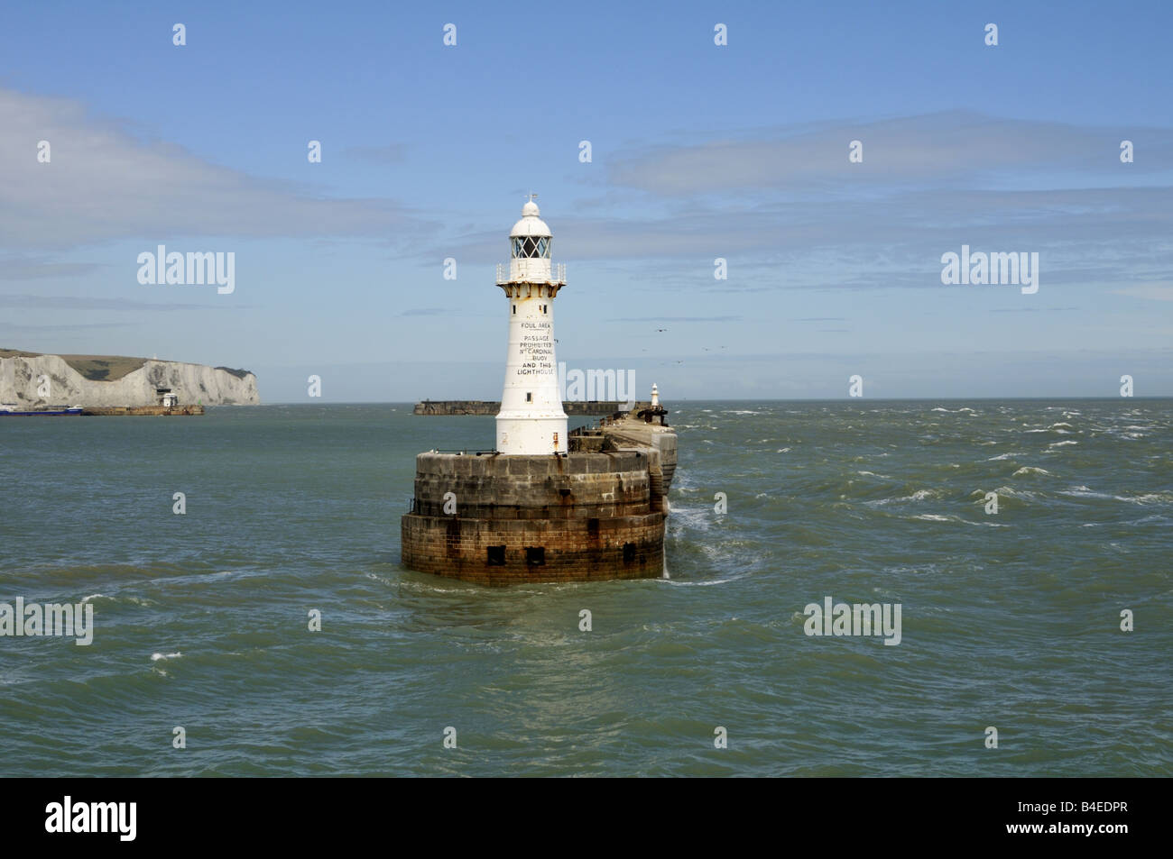 Dover seaport hi-res stock photography and images - Alamy