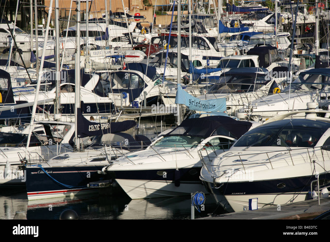 City of Portsmouth, England. Sail and power boats berthed at Port ...