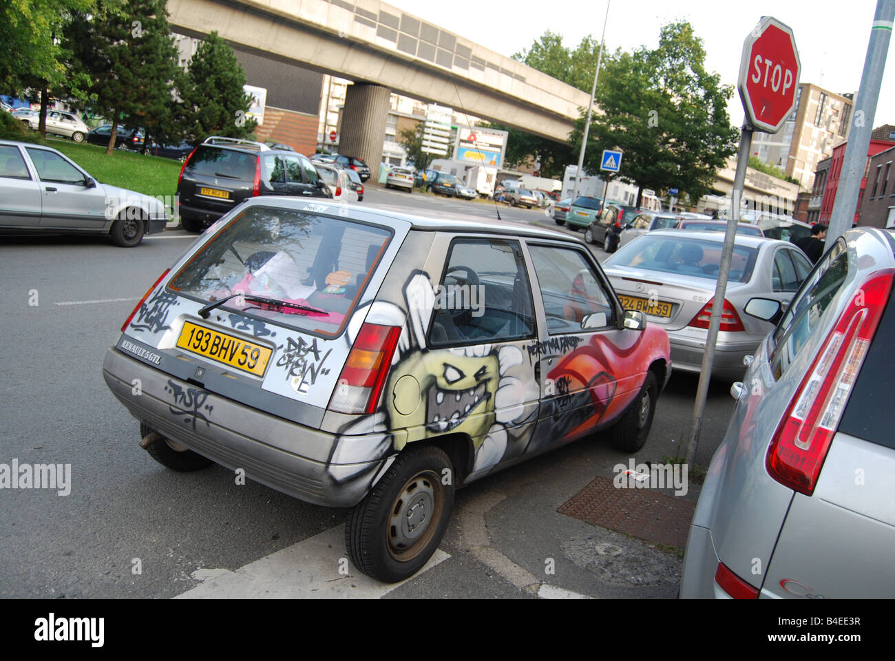 Graffiti parking car park hi-res stock photography and images - Alamy