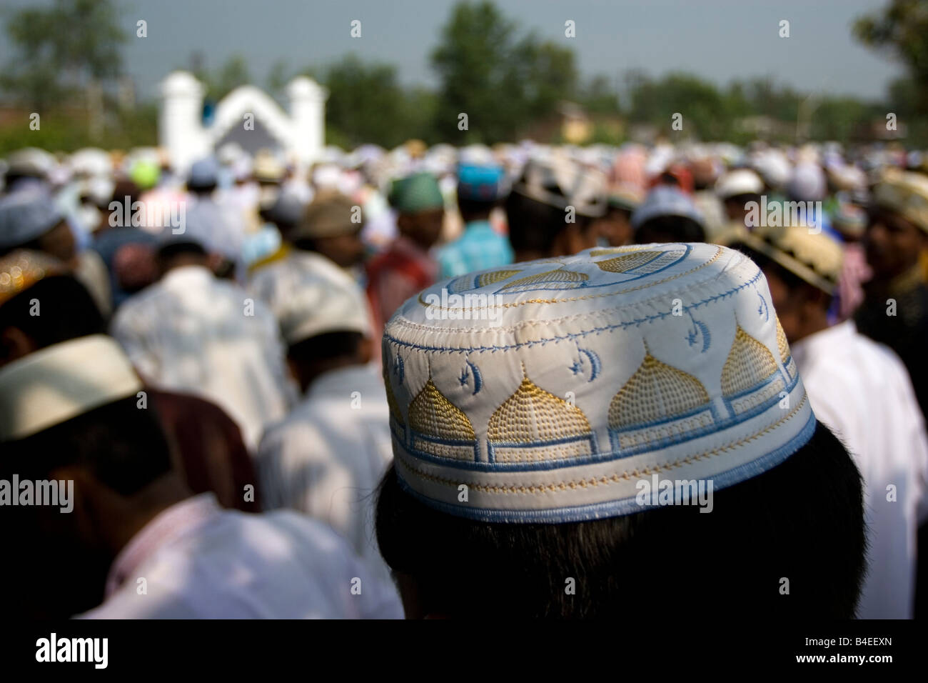People from Muslim community gathered in a mosque at Id festival ...