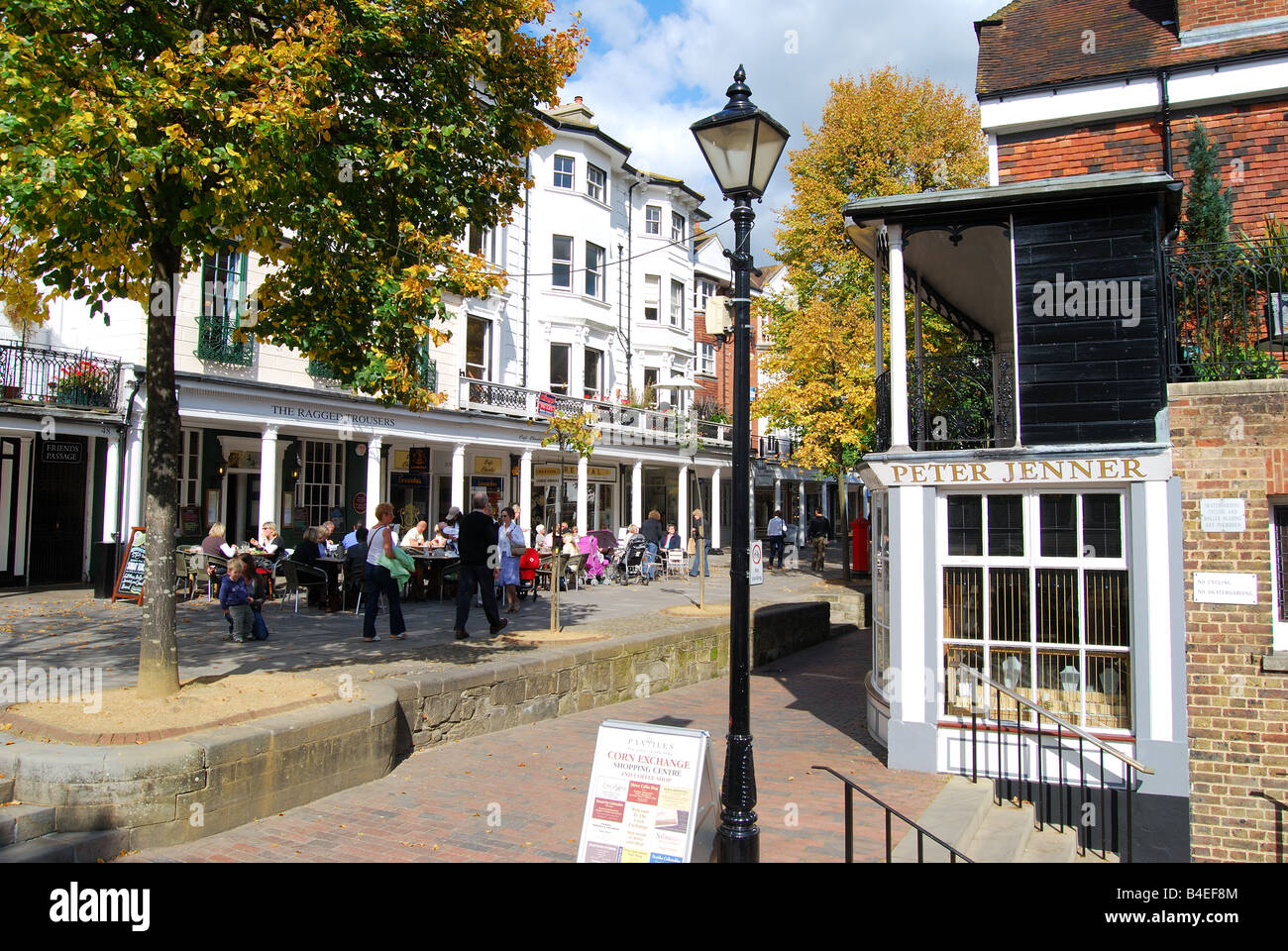 Shops and restaurants, The Pantiles, Royal Tunbridge Wells, Kent ...