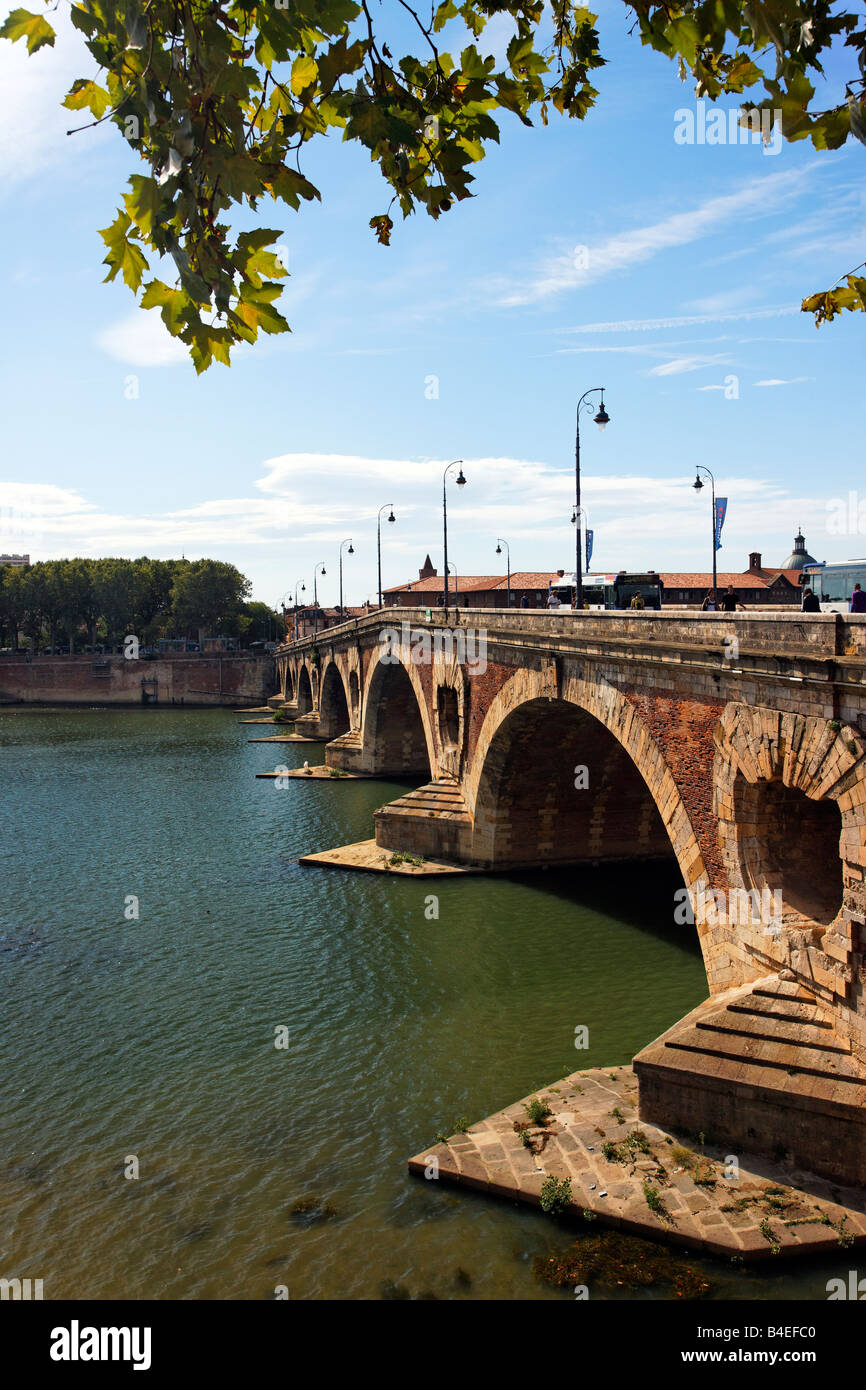 The bridge of toulouse hi-res stock photography and images - Alamy
