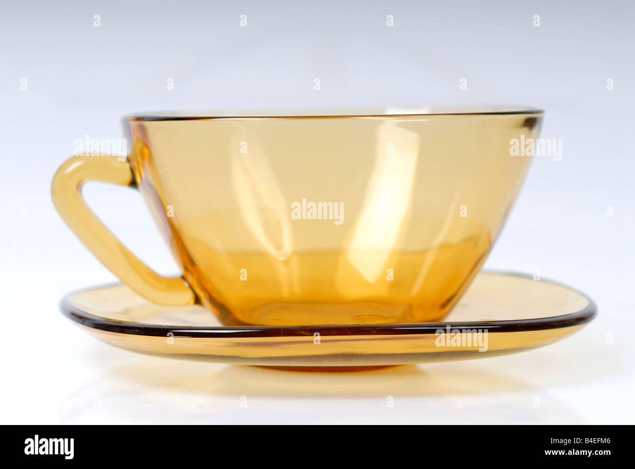 Pyrex cup hi-res stock photography and images - Alamy