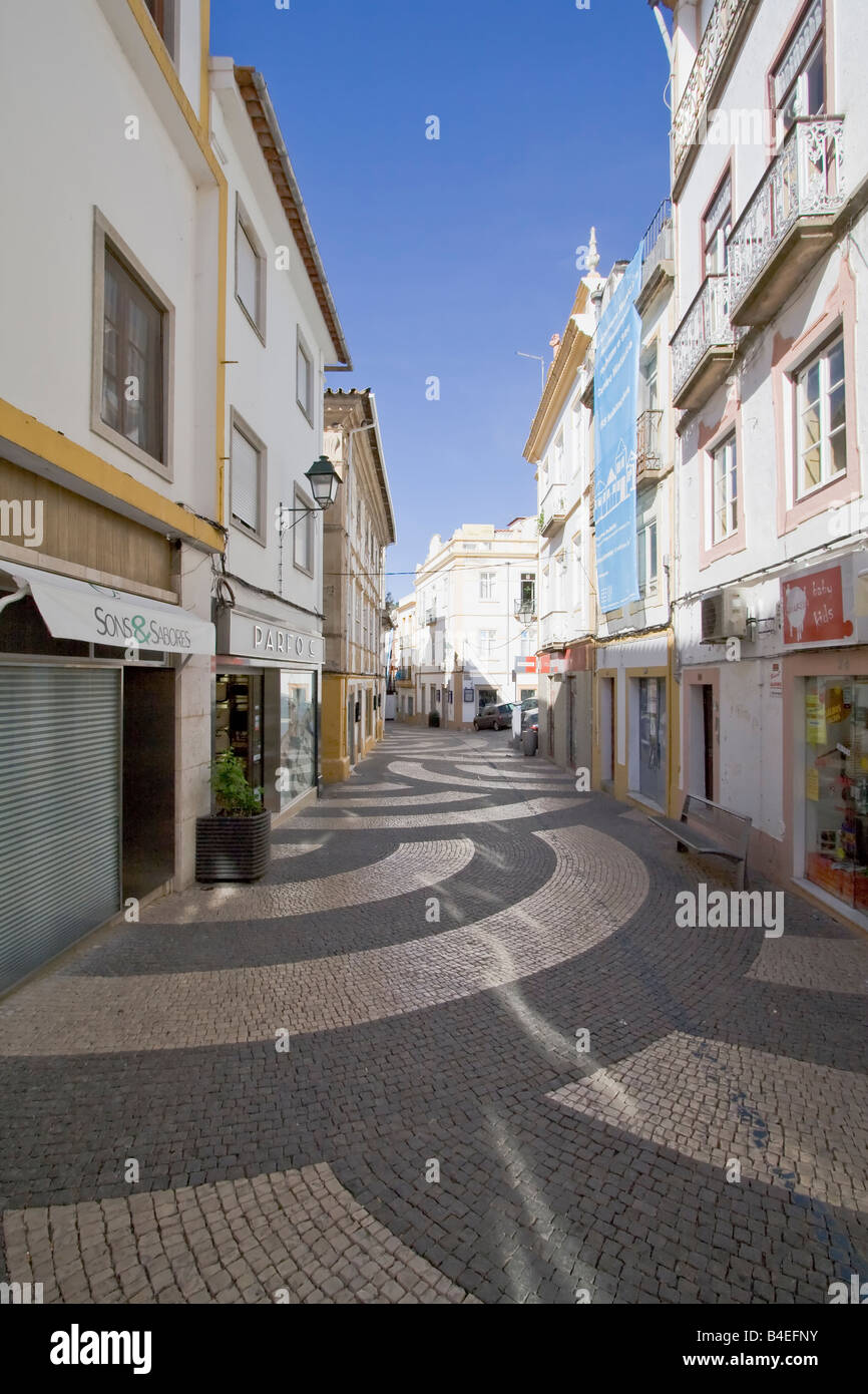 Empty commercial street (5 de Outubro street) in Portalegre city ...