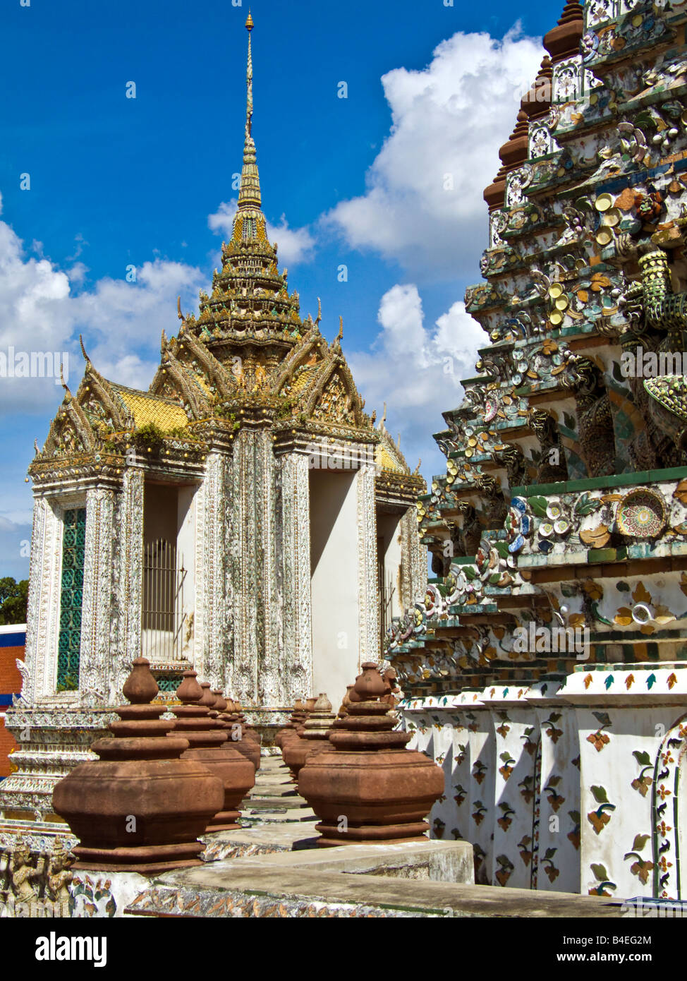 Wat Arun temple Bangkok Thailand JPH0125 Stock Photo - Alamy