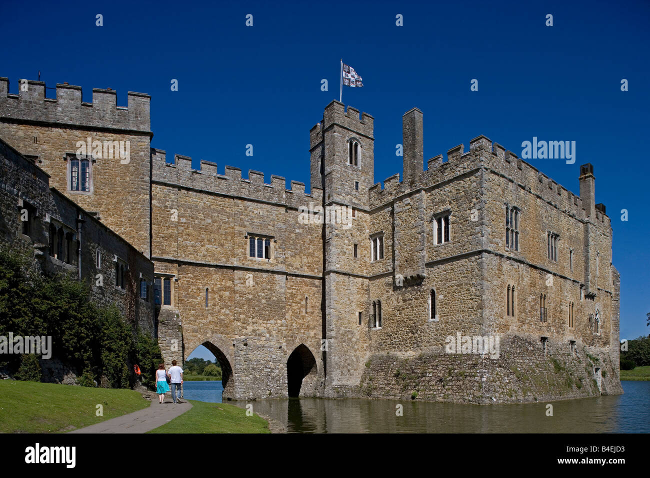 Leeds Castle 13th century roman style Victorian pastiche restored in ...