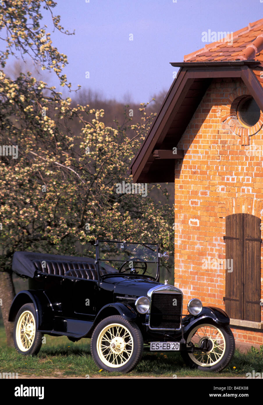 Car, Ford T, vintage car, black, model year 1908-1927, 1920s, twenties ...