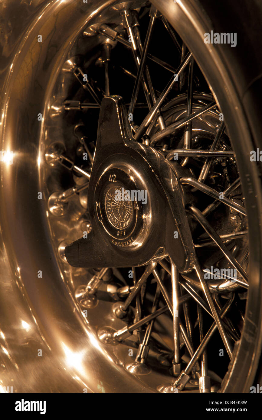 Ferrari wheel detail hi-res stock photography and images - Alamy