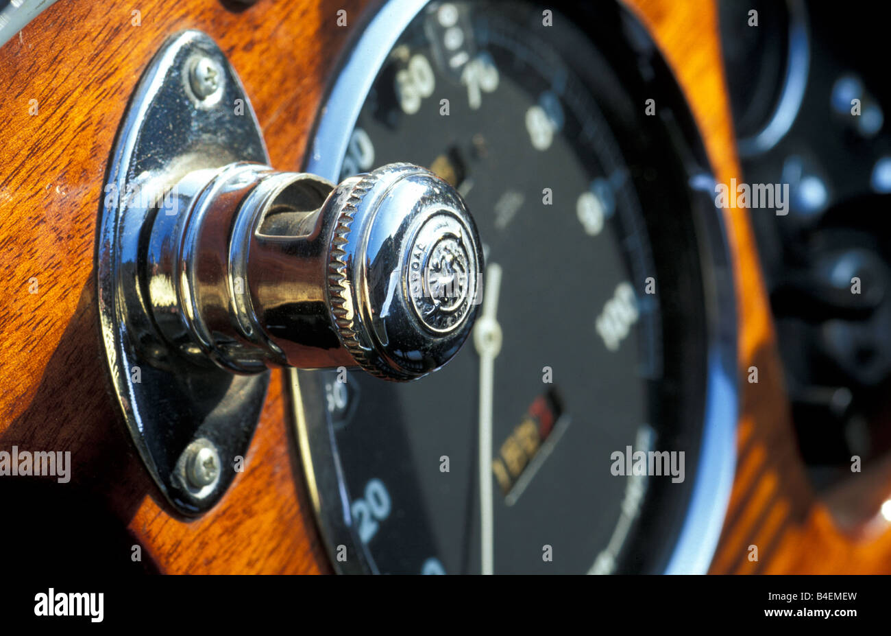 Singer roadster hi-res stock photography and images - Alamy