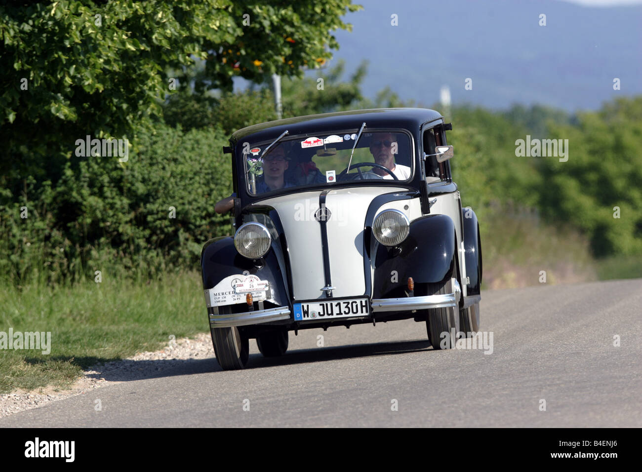 Car, Mercedes 130, vintage car, 1930s, thirties, sedan, driving ...