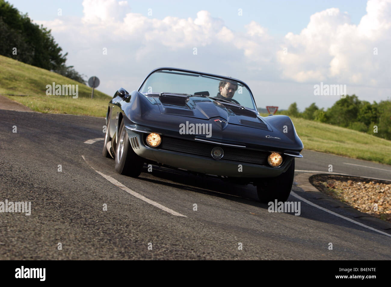 1961 corvette mako shark hi-res stock photography and images - Alamy