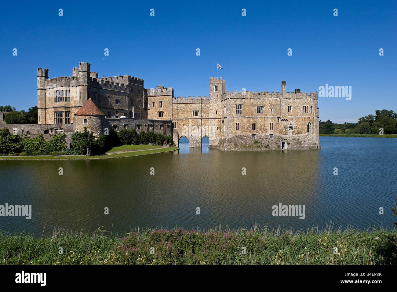 Leeds Castle 13th century roman style Victorian pastiche restored in ...