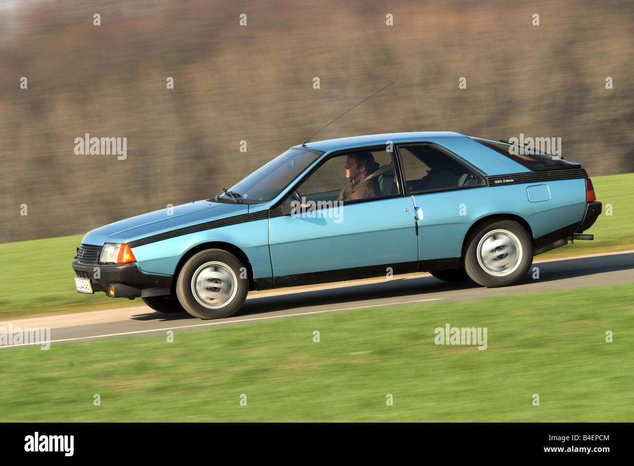 Renault fuego hi-res stock photography and images - Alamy