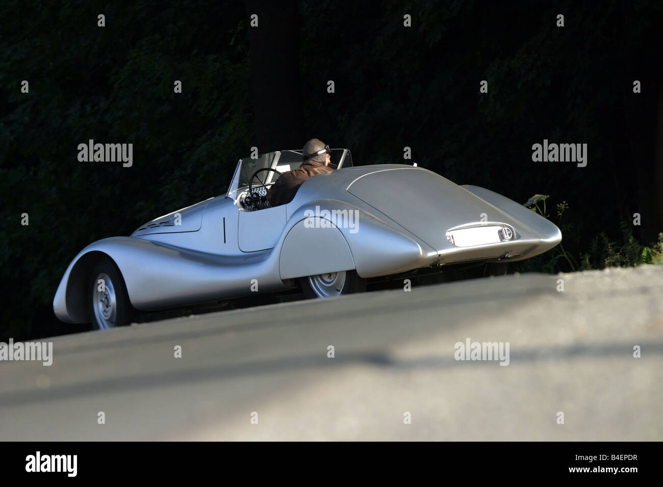 Car, Wanderer Stromlinie, vintage car, 1930s, thirties, silver, driving ...