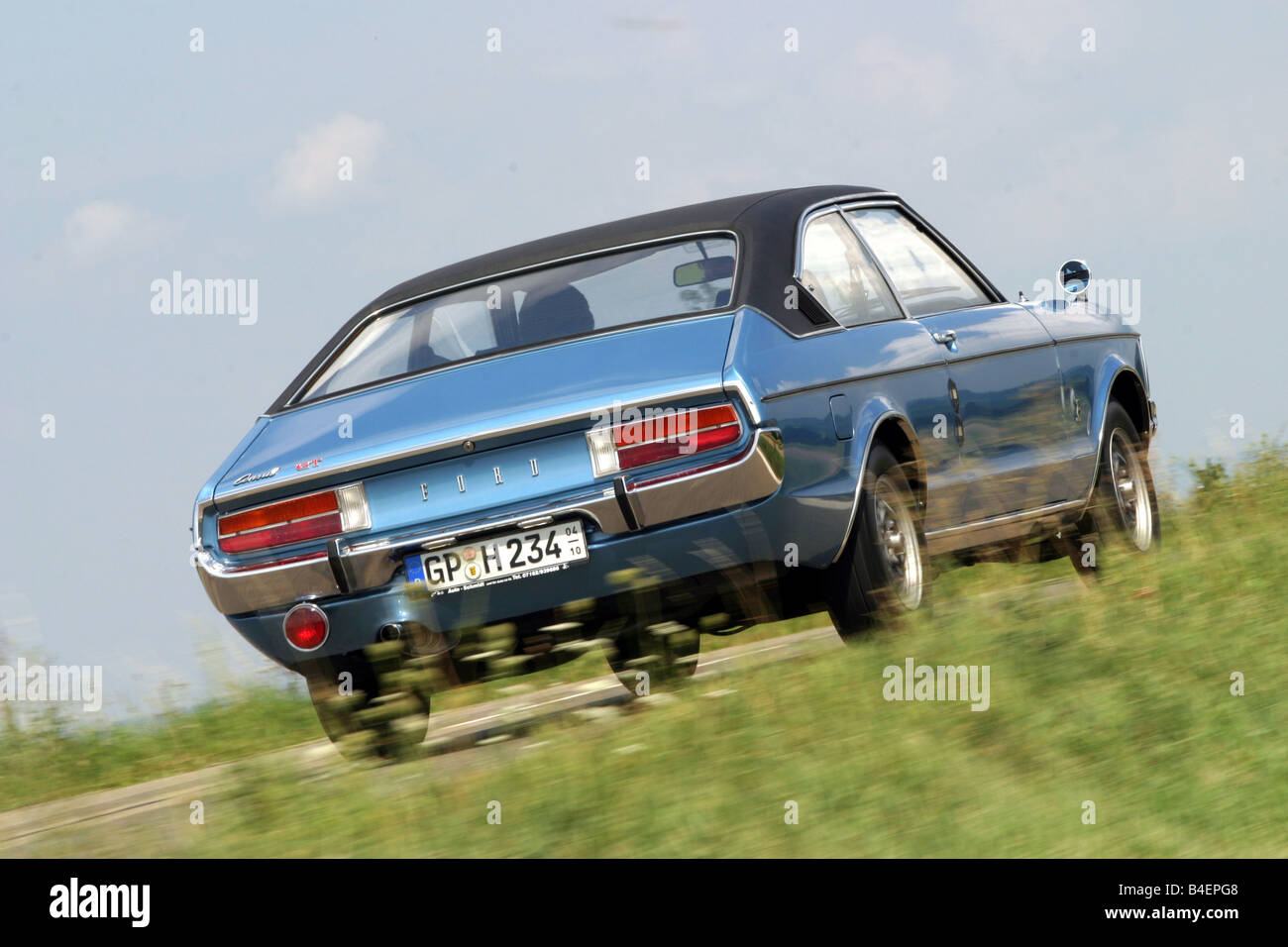 Car, Ford Consul, old car, 1970s, seventies, blue, Coupé, Coupe ...