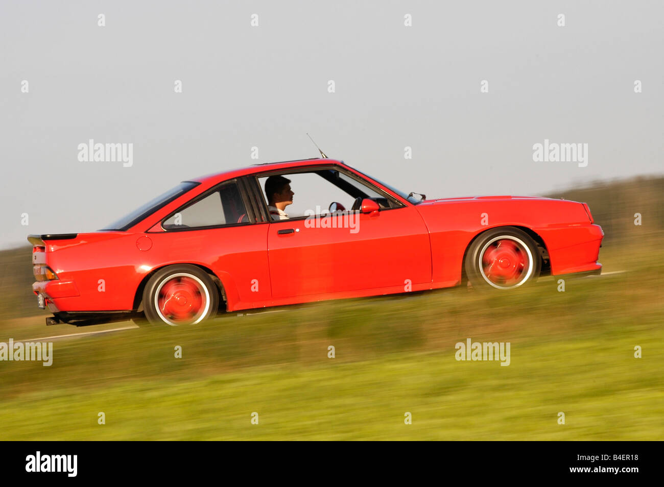 Car, Opel Manta B, model year 1983, red, Coupé, Coupe, old car, 1980s ...