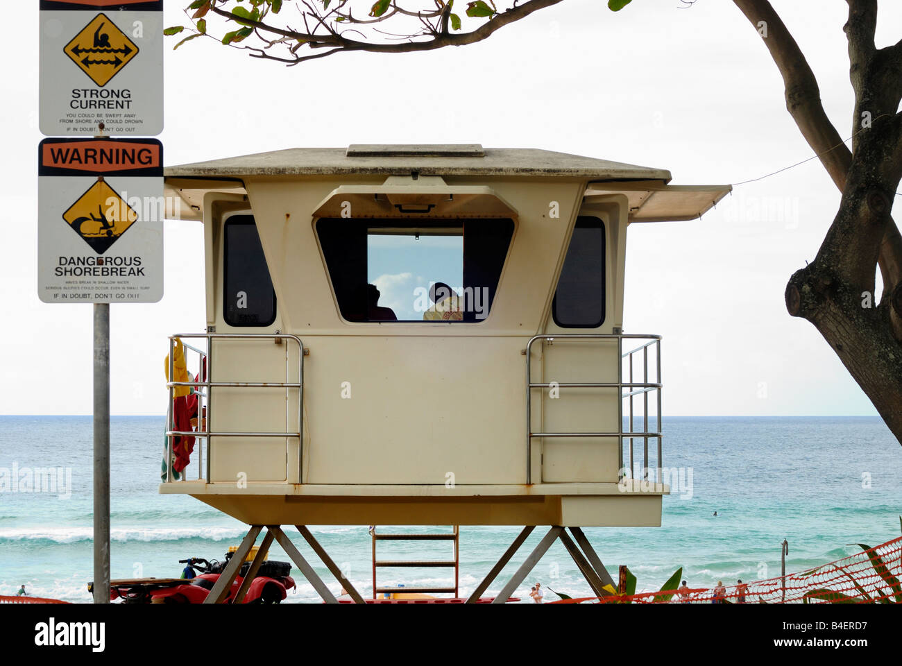Oahu hawaii lifeguard hi-res stock photography and images - Alamy