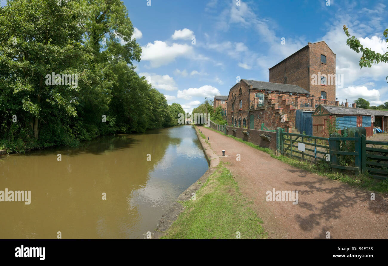 Tardebigge wharf hi-res stock photography and images - Alamy