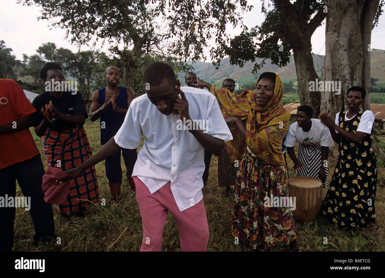Members of Community Reproductive Health Workers (CRHW) performing play ...