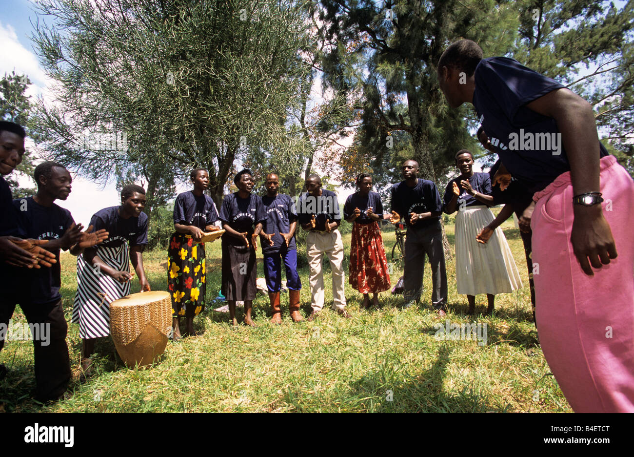 Members of the Community Reproductive Health Workers (CRHW) perform a ...