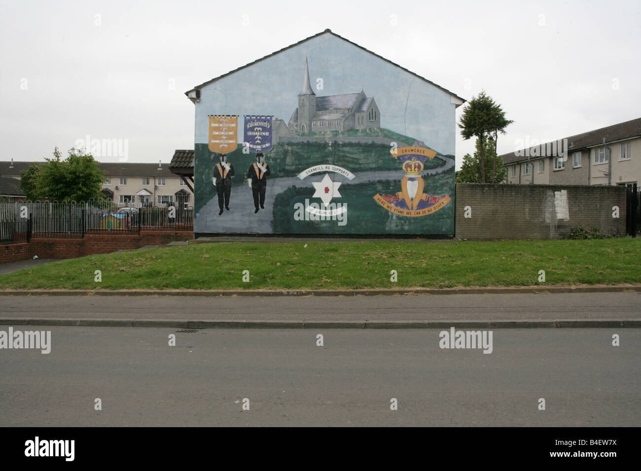 Loyalist mural supporting the Drumcree March in Belfast, Northern ...