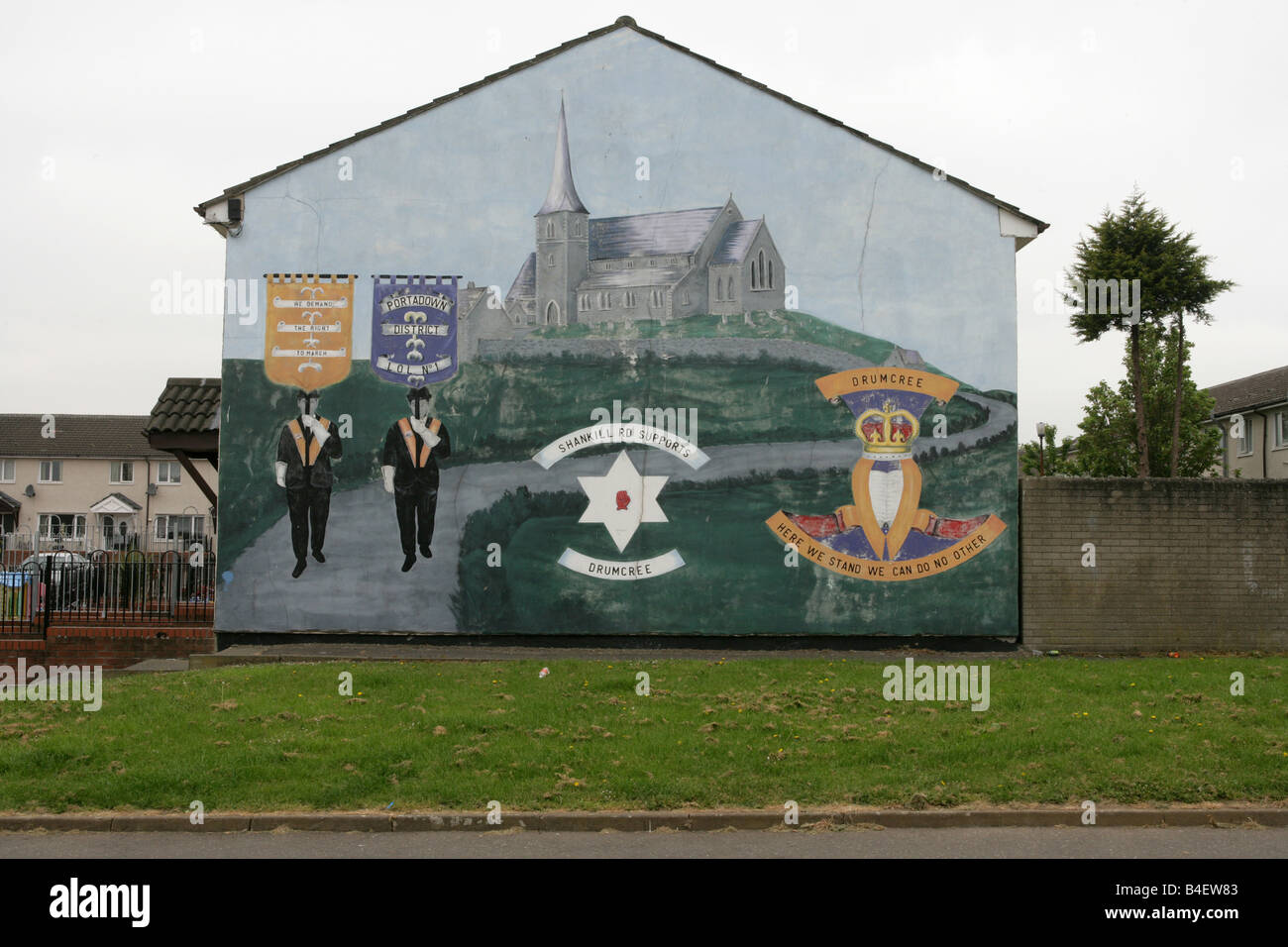 Loyalist mural supporting the Drumcree March in Belfast, Northern ...