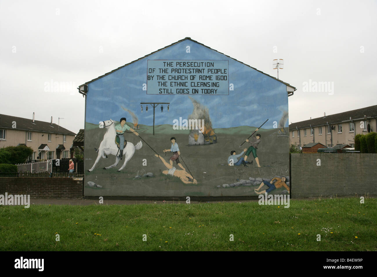 Loyalist mural in Belfast, Northern Ireland, UK Stock Photo - Alamy