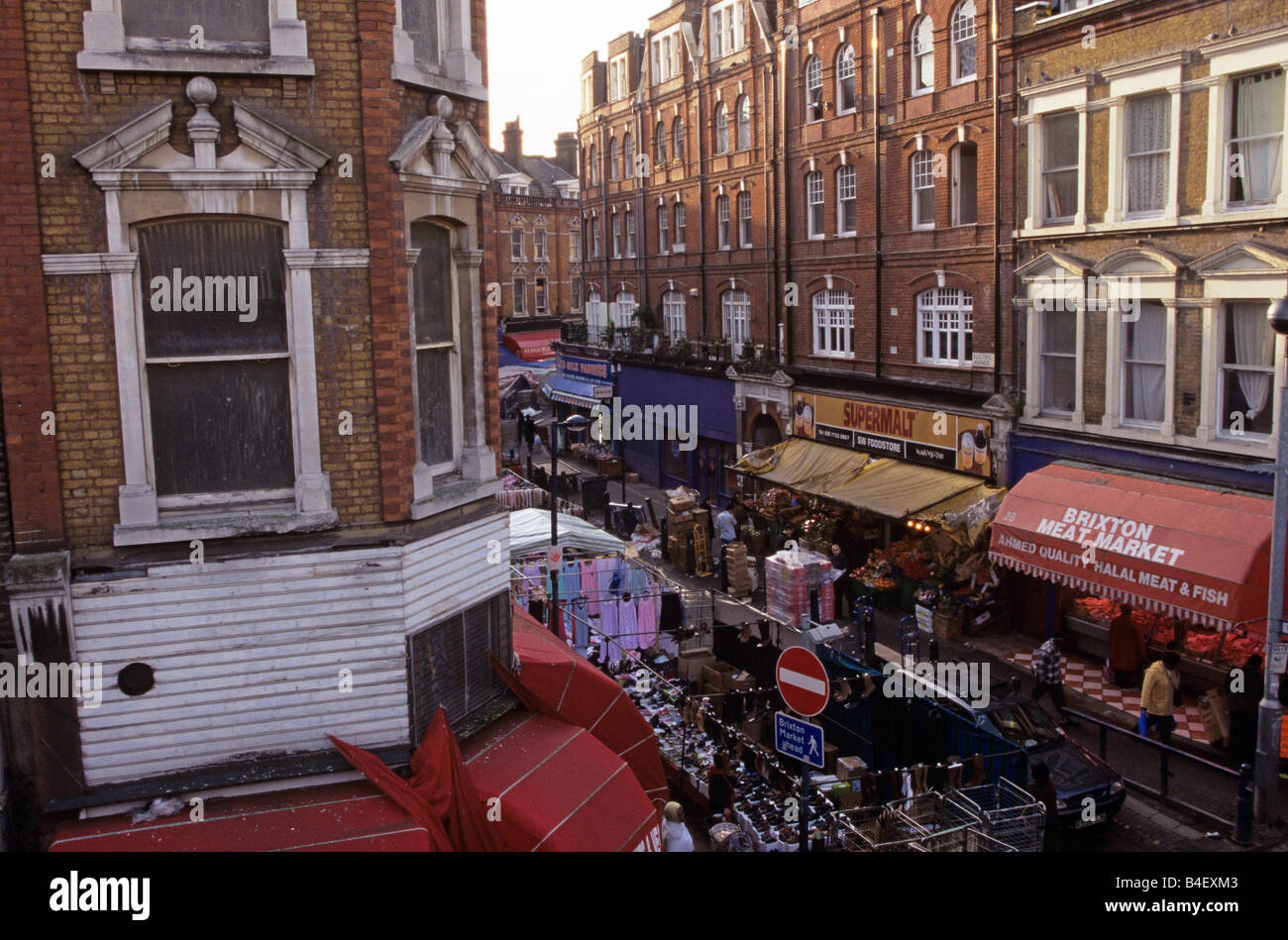 The scene in brixton market hi-res stock photography and images - Alamy