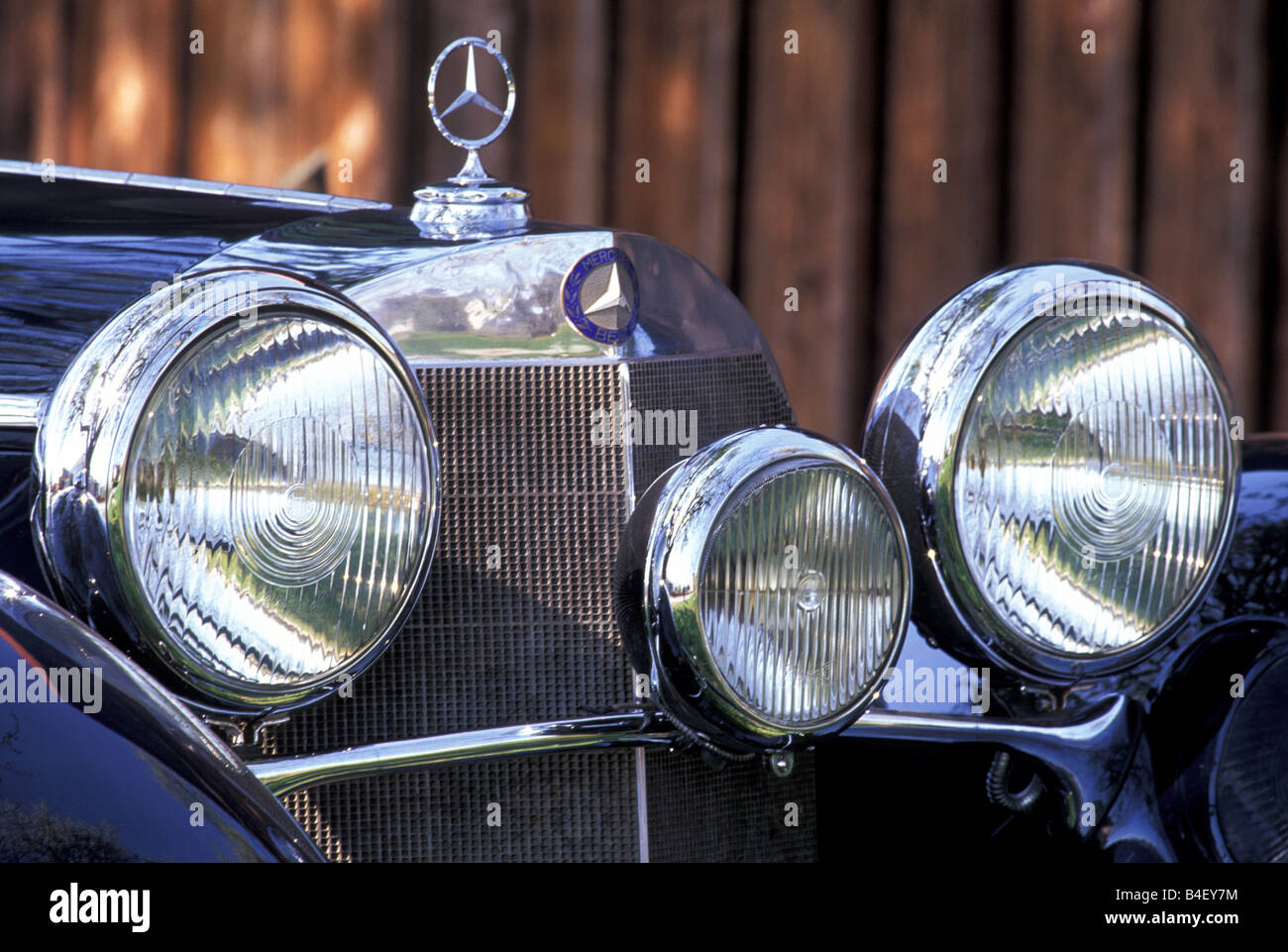 ^1930s ^headlamp hi-res stock photography and images - Alamy