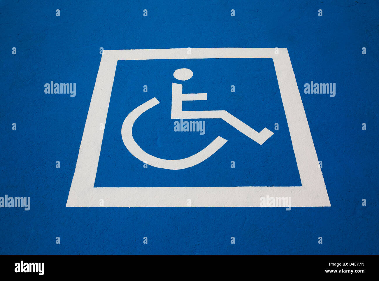 Wheelchair parking sign Stock Photo - Alamy