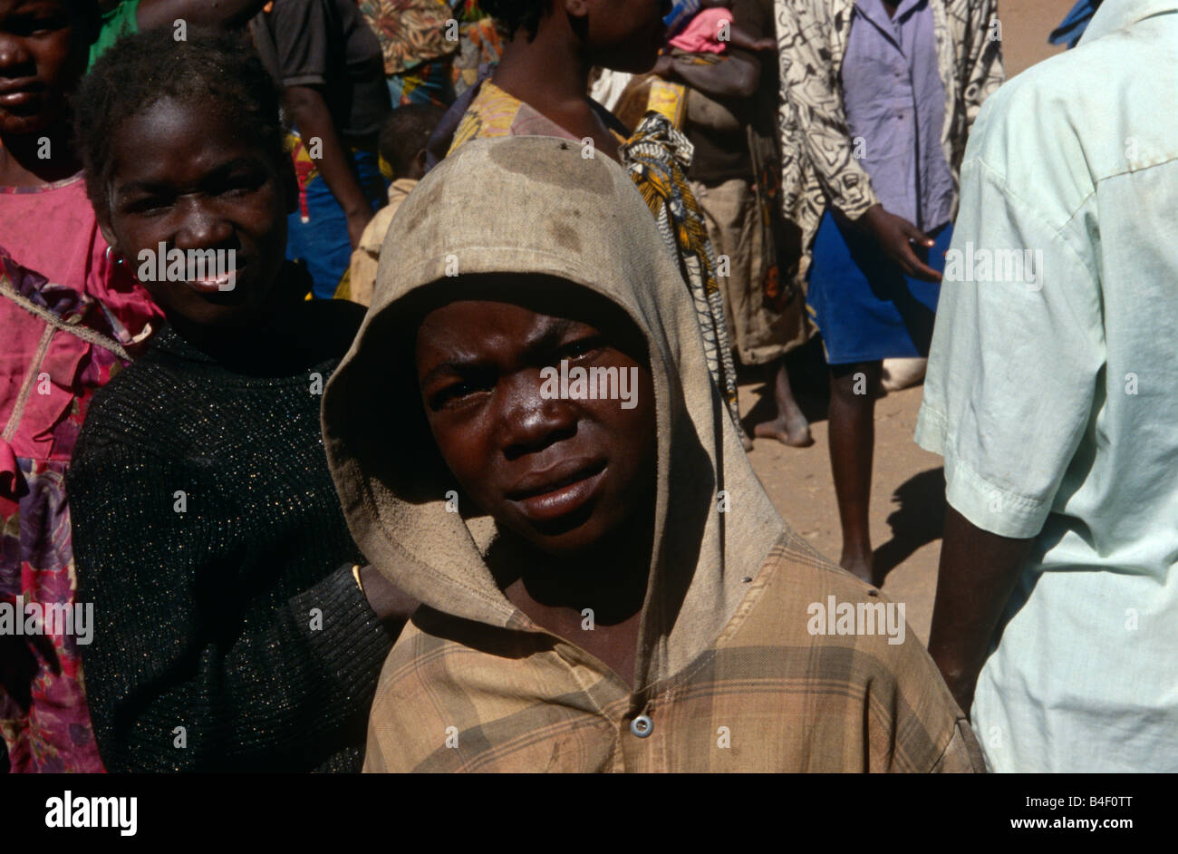 Homeless children in angola hi-res stock photography and images - Alamy