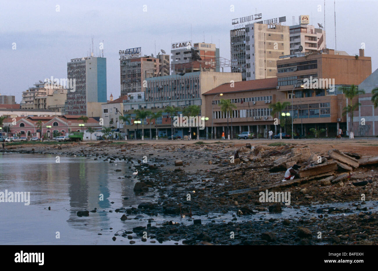 Luanda angola beach hi-res stock photography and images - Alamy