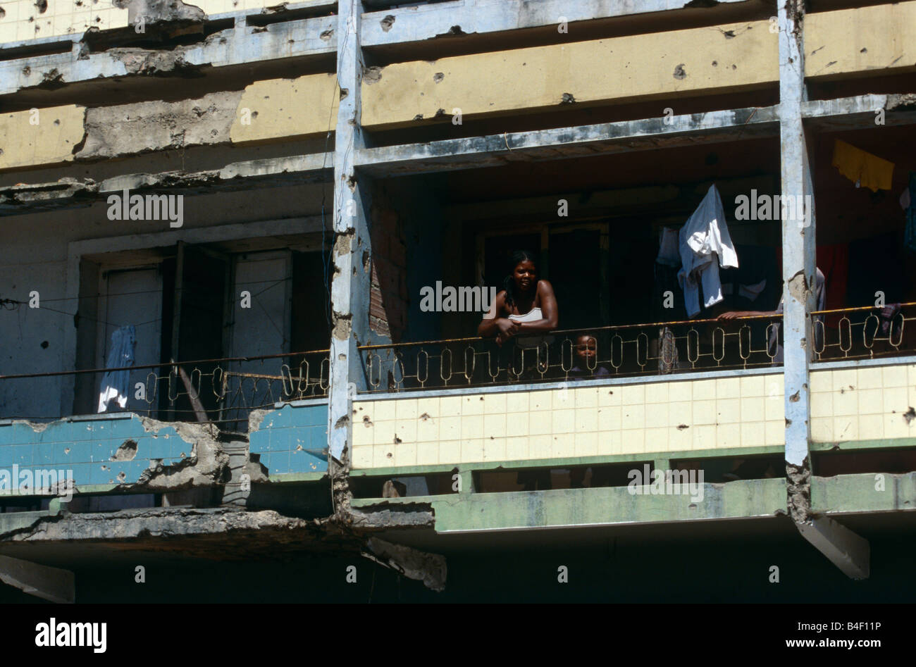 Civil war damage hi-res stock photography and images - Alamy