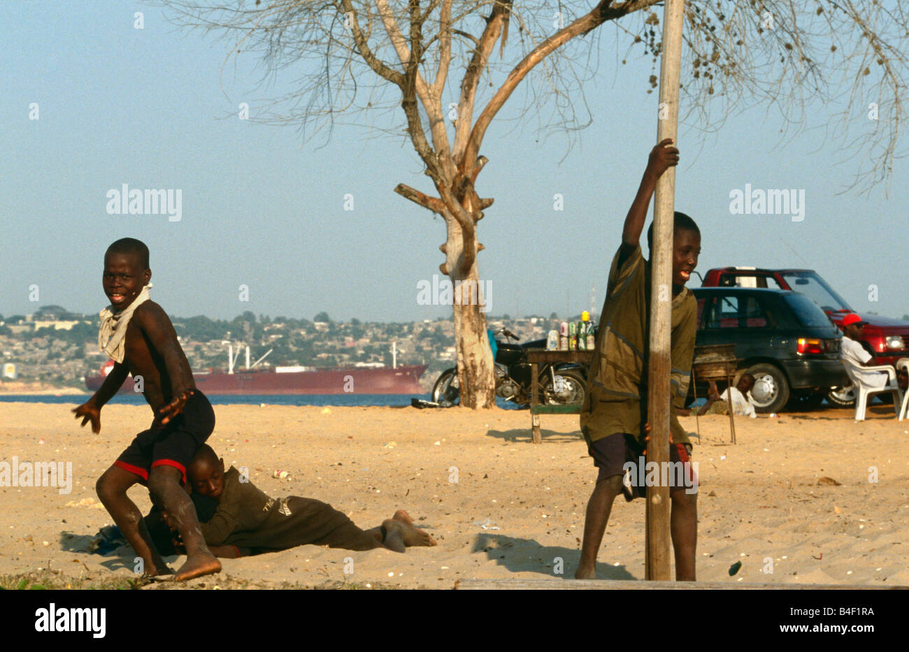 Angola angolan children playing hi-res stock photography and images - Alamy