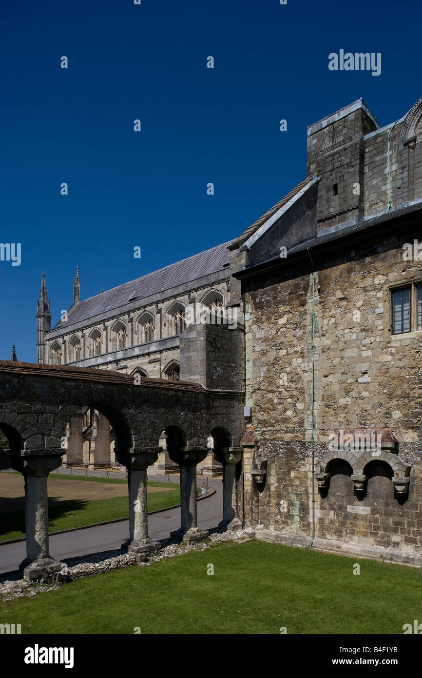 Old minster winchester hi-res stock photography and images - Alamy