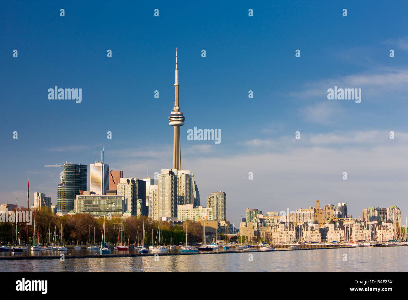 Famous buildings in toronto hi-res stock photography and images - Alamy