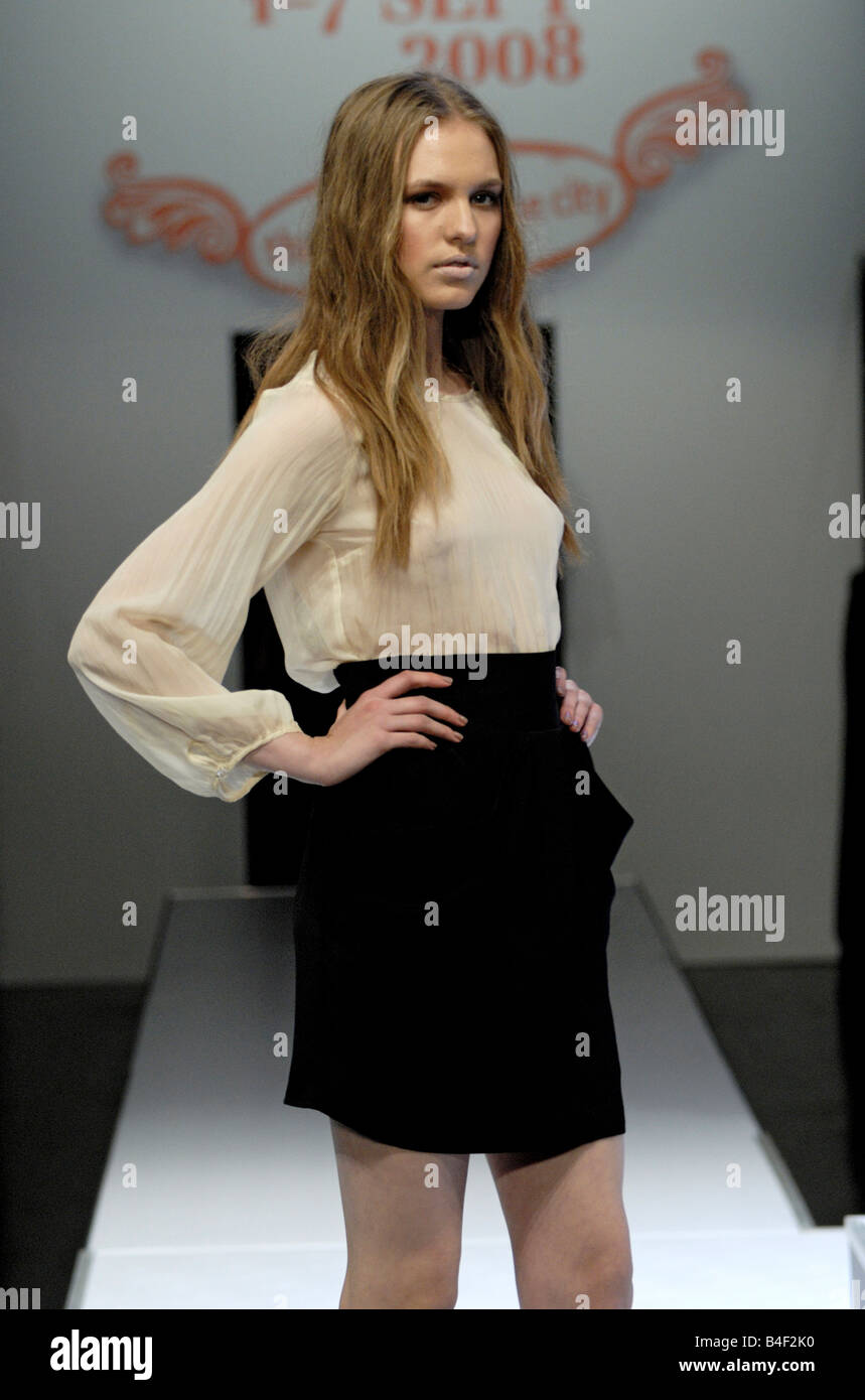 Female model at a fashion show Stock Photo - Alamy