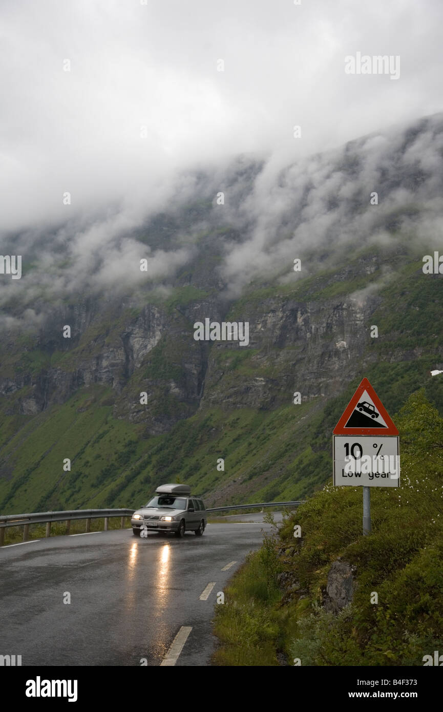 Very steep road hi-res stock photography and images - Alamy