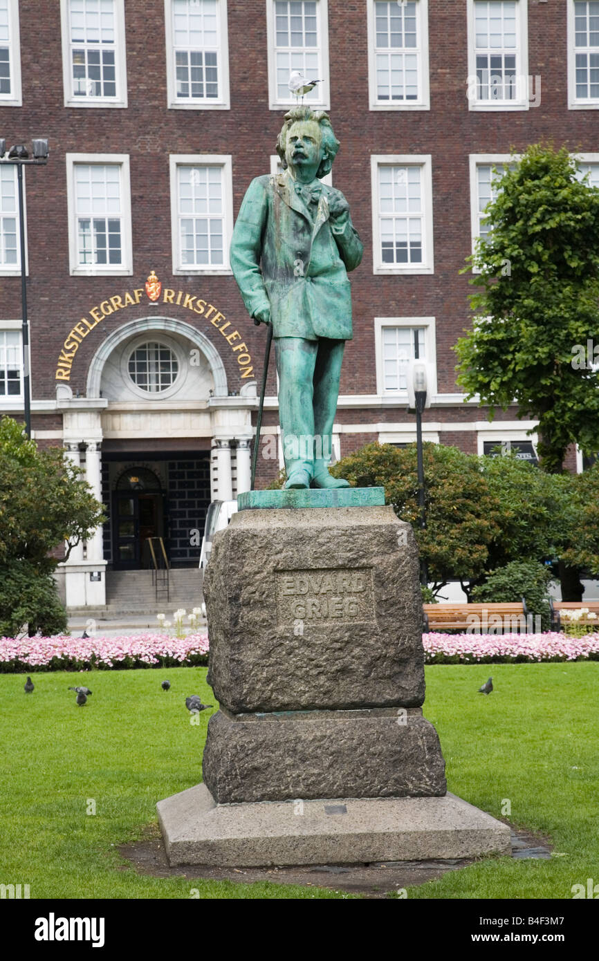 Norway bergen grieg statue hi-res stock photography and images - Alamy