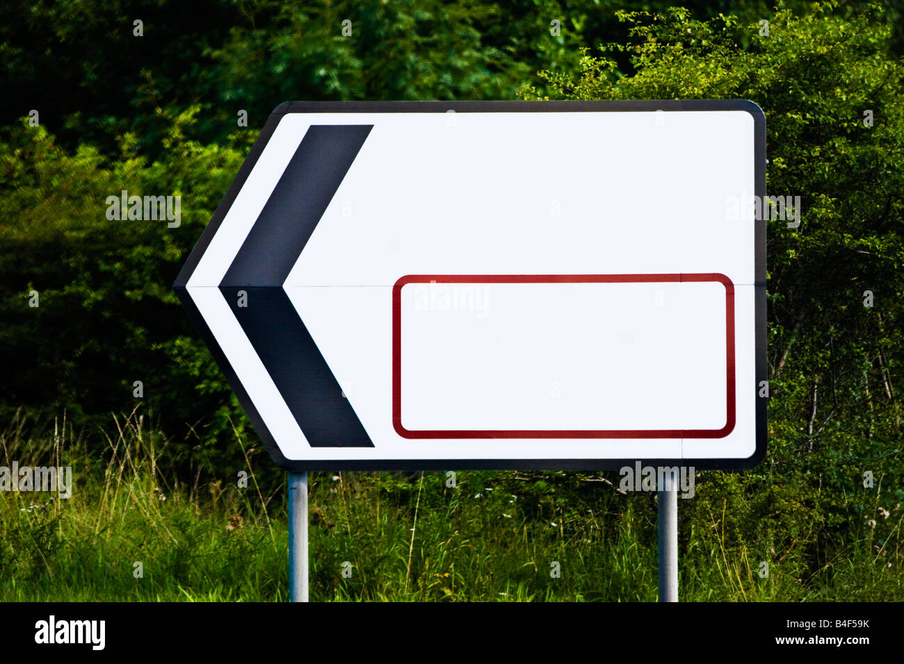 Road sign direction uk hi-res stock photography and images - Alamy