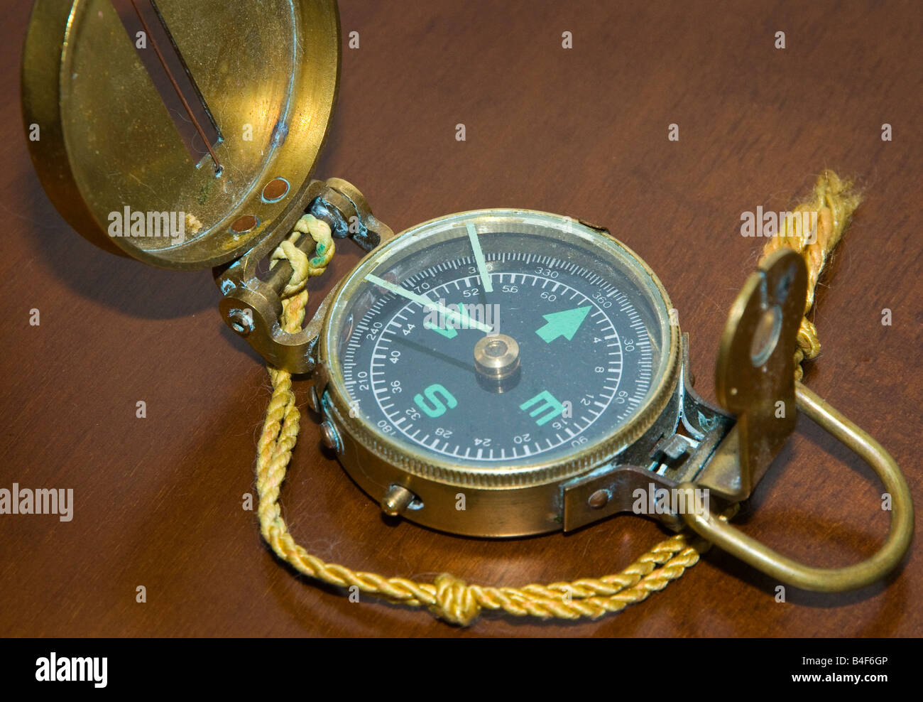 Antique Brass Compass Stock Photo - Alamy