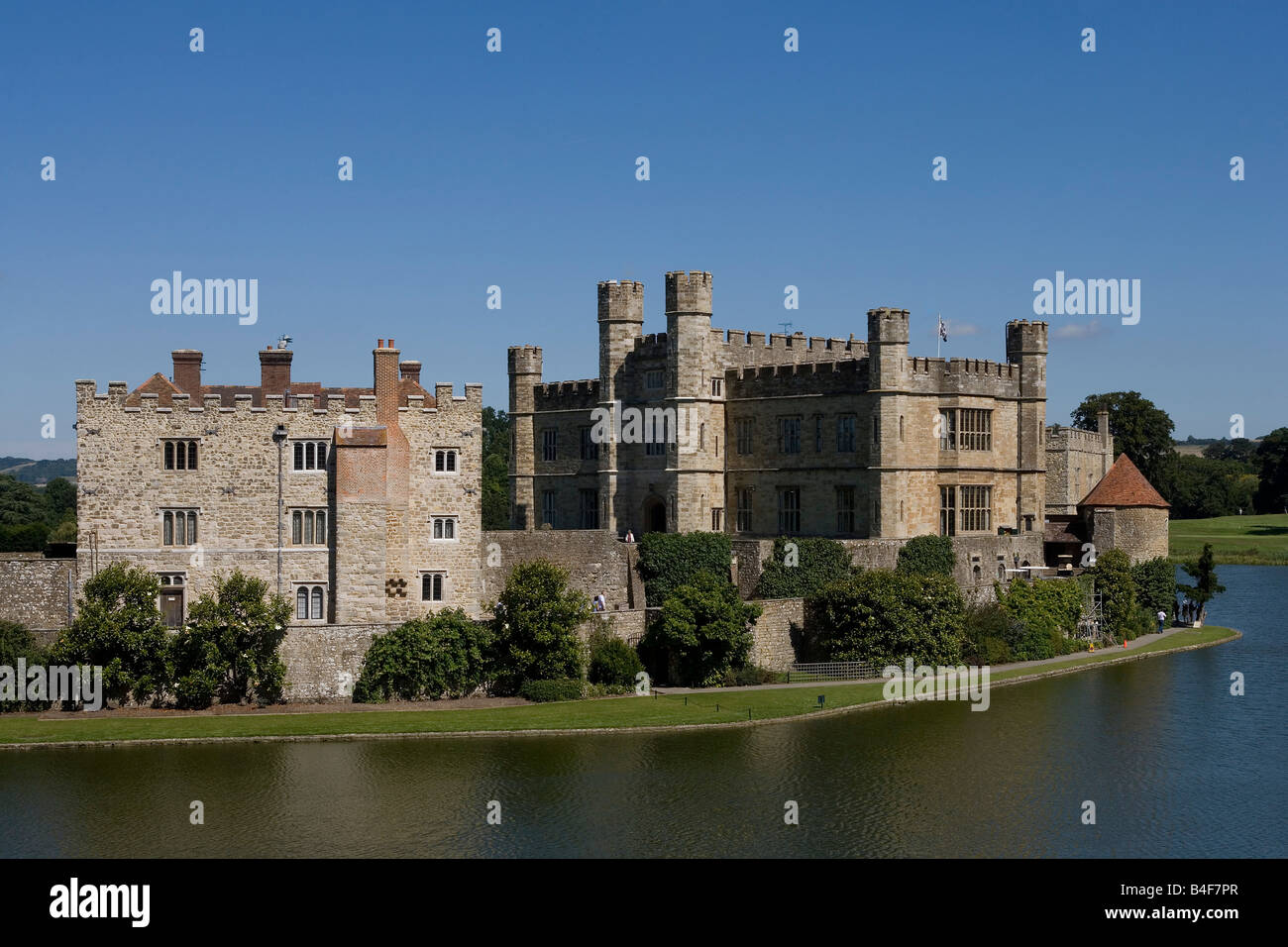 Leeds Castle 13th century roman style Victorian pastiche restored in ...